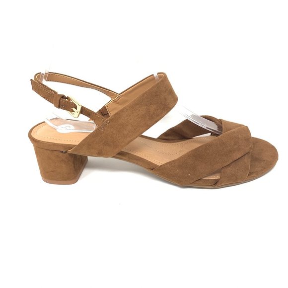 dressbarn | Shoes | Dressbarn Brown Vegan Suede Leather Sandal Sz 8 ...